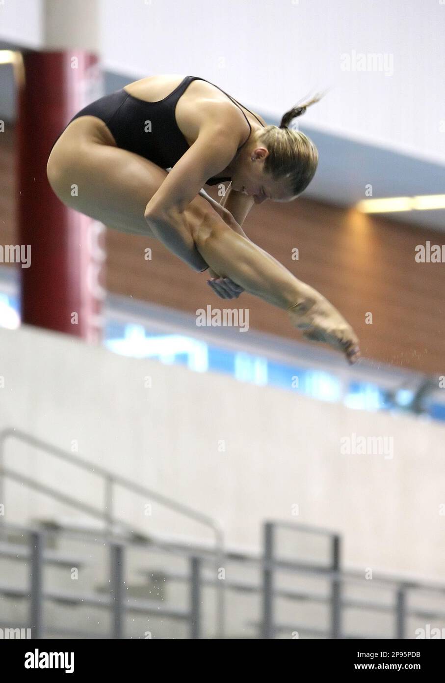 Brittany Viola competes on the 1-meter springboard during USA Diving's ...