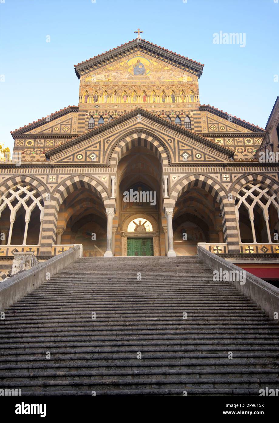 Steps of a cathedral hi-res stock photography and images - Alamy