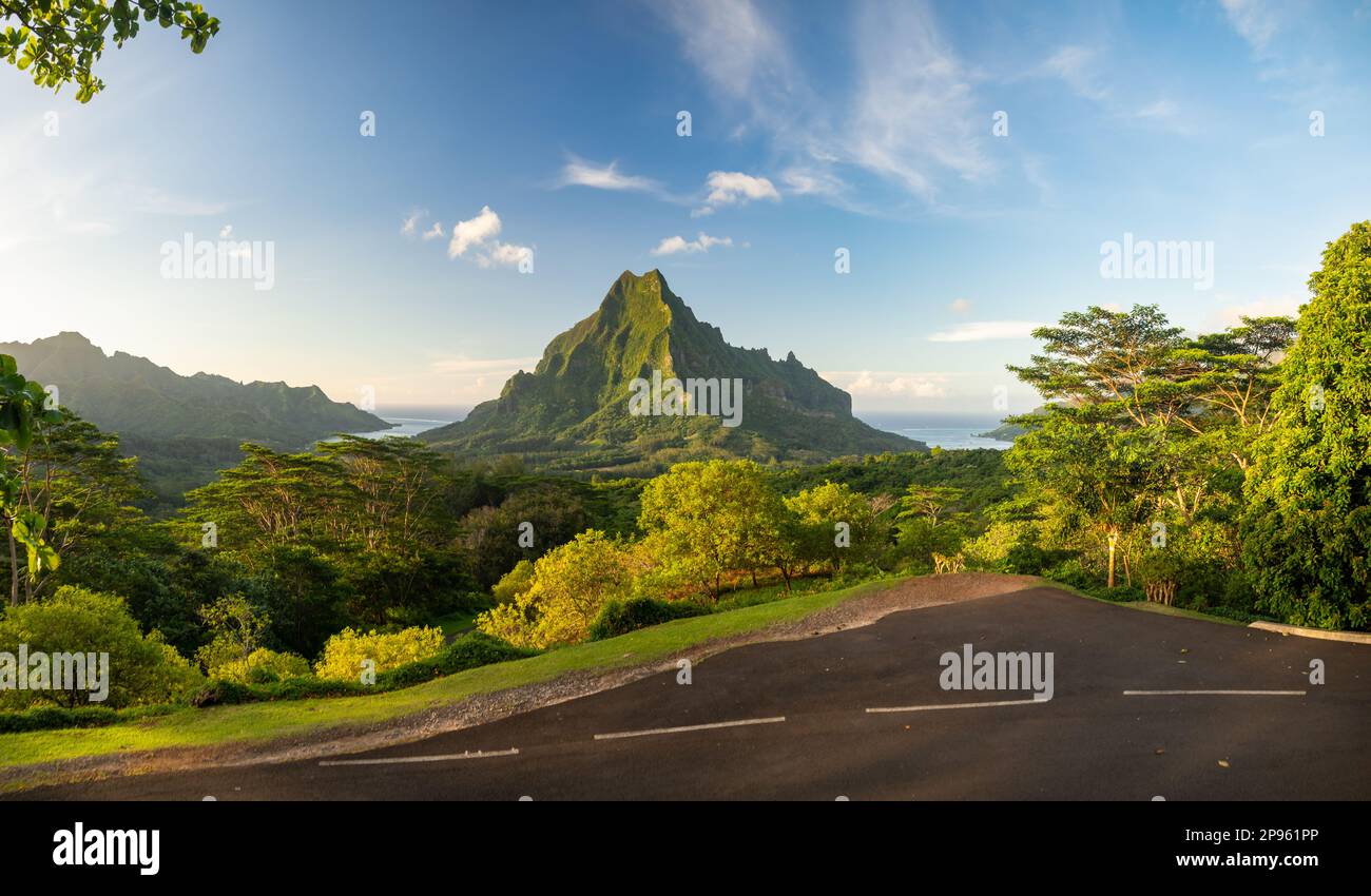 Tahiti island nature landscape, French Polynesia Stock Photo - Alamy