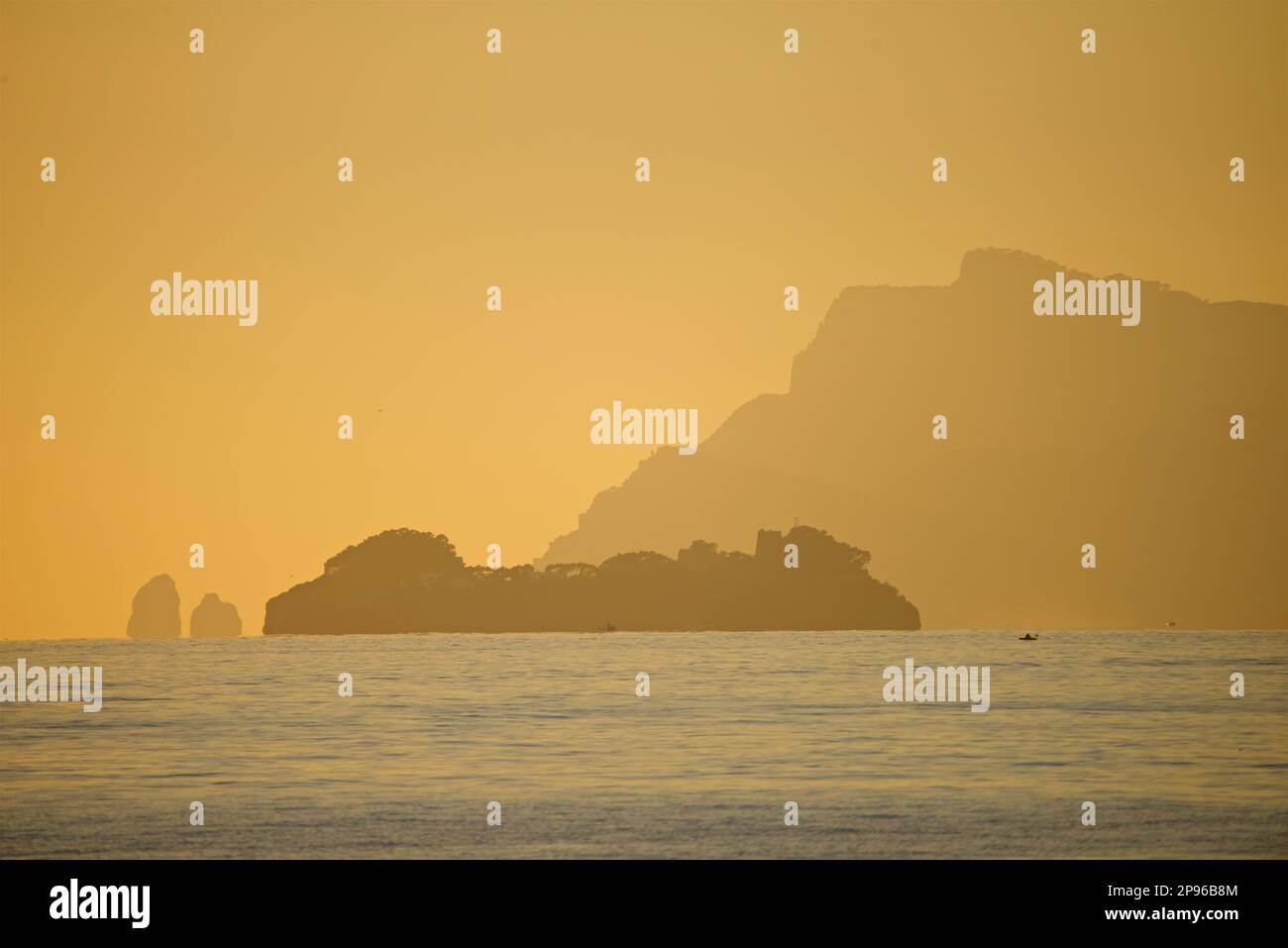 Sunset in tyrrhenian coast hi-res stock photography and images - Alamy