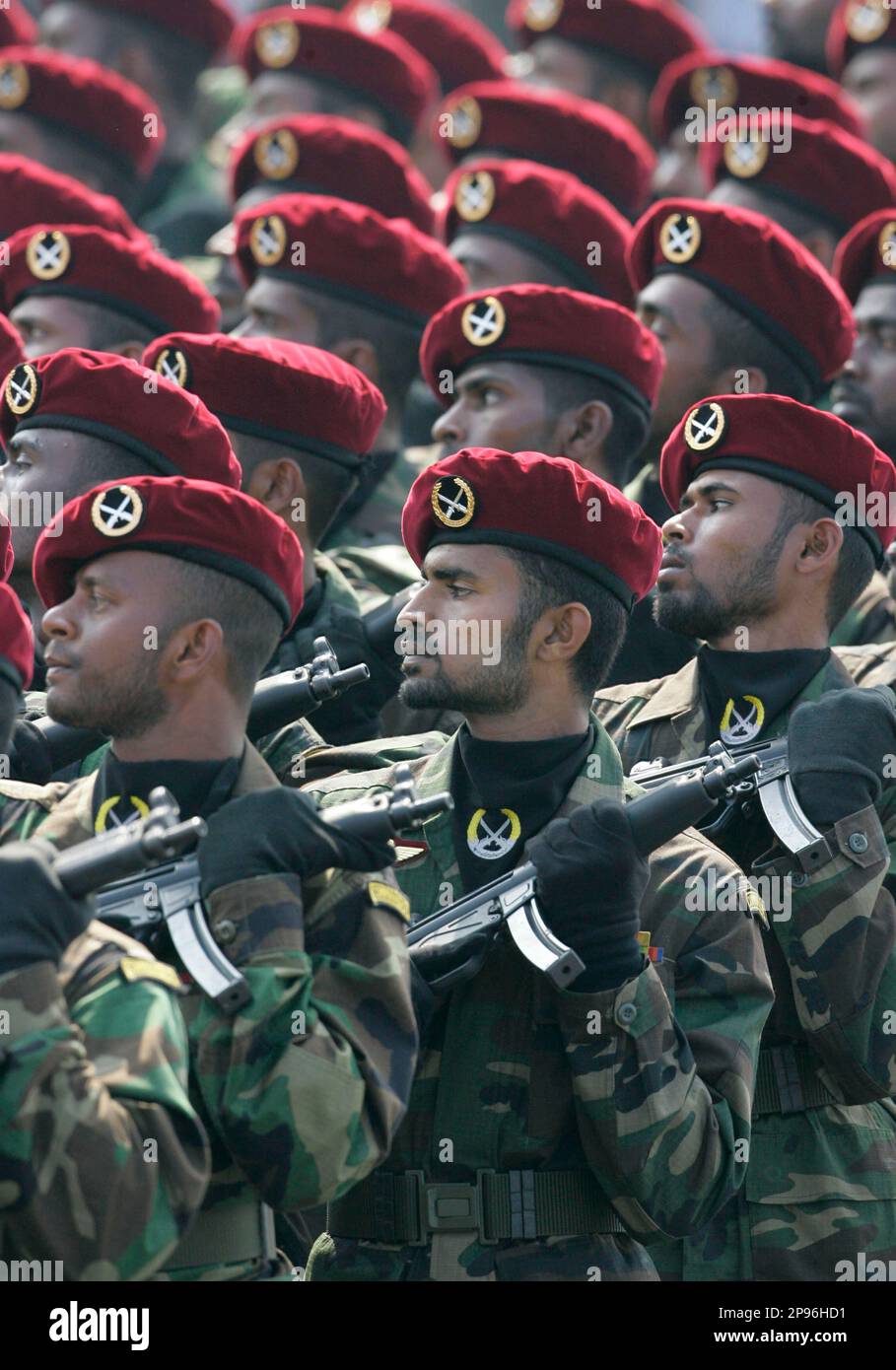 Sri Lankan army commandos march during an Independence Day rehearsal in ...