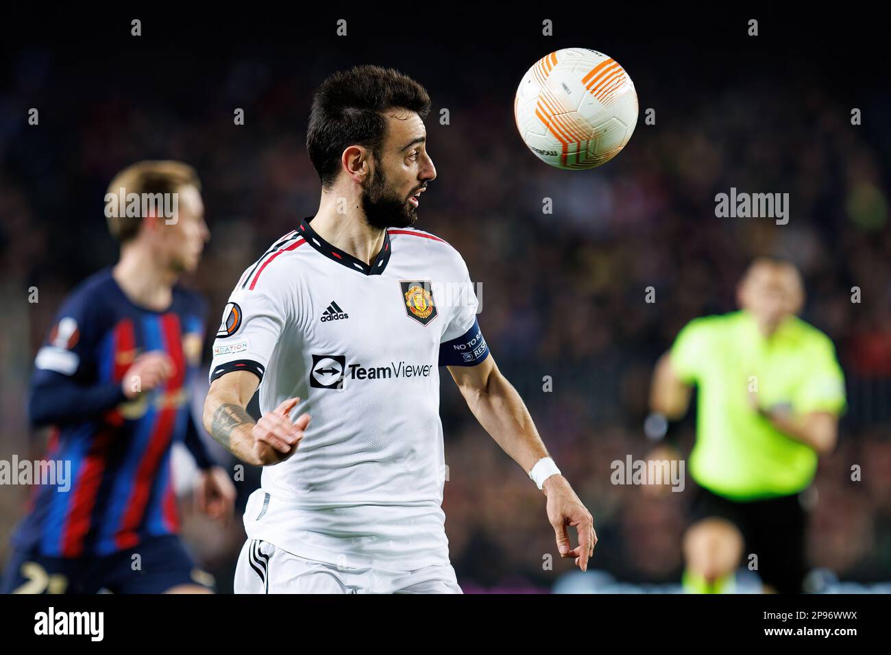 BARCELONA - FEB 16: Bruno Fernandes in action during the Champions ...