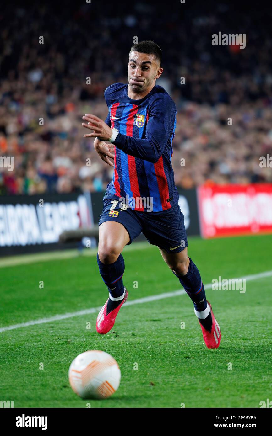 BARCELONA - FEB 16: Ferran Torres in action during the Champions League ...