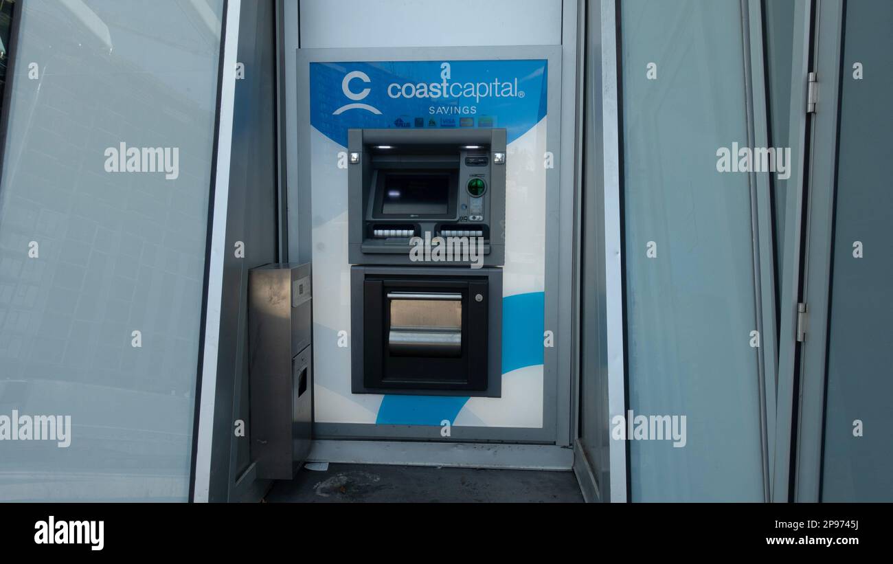 Atm machine in canada hi-res stock photography and images - Alamy
