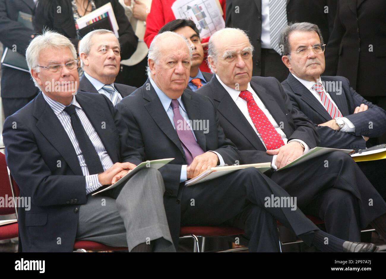 Left to right, former presidents of Spain Felipe Gonzalez, of Chile ...