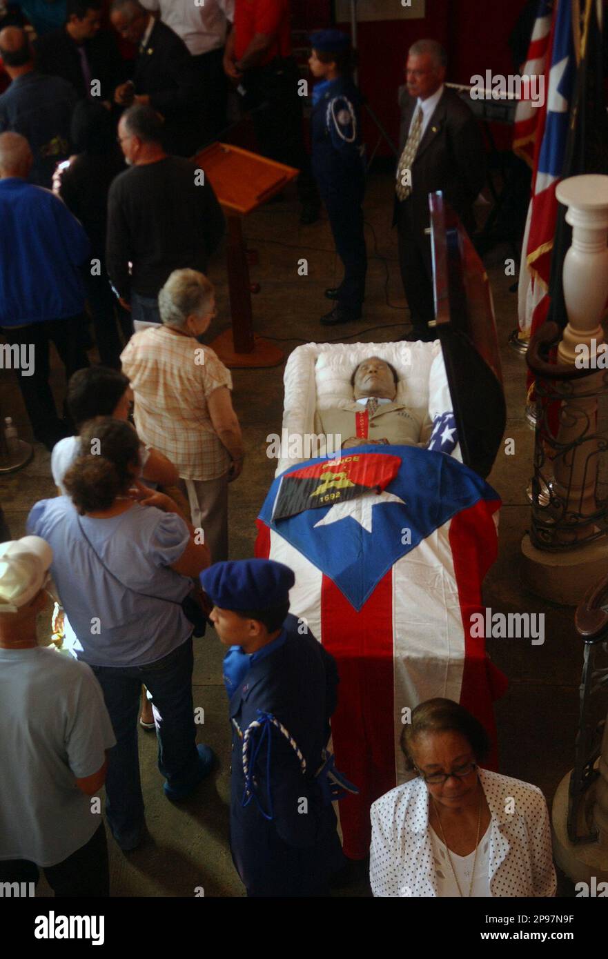 Friends and residents mourn Puerto Rico's retired boxer Jose "Chegui ...
