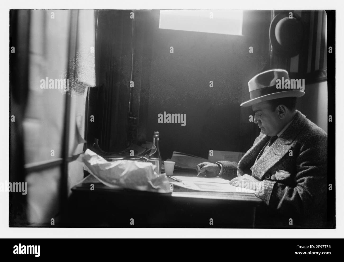 1915 ca,, New York , USA : The italian Opera singer tenore ENRICO ...