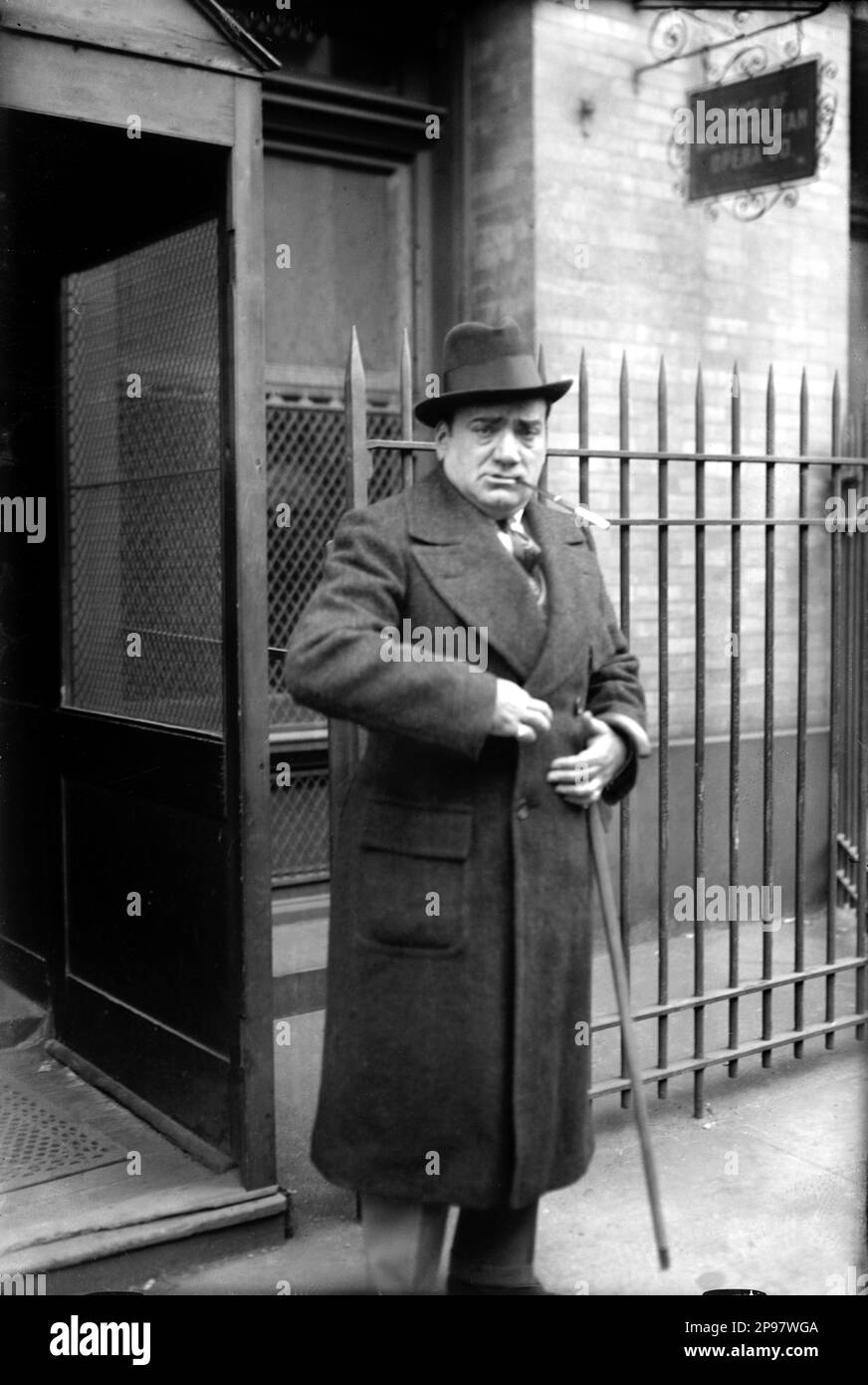 Napoli italian music Black and White Stock Photos & Images - Alamy