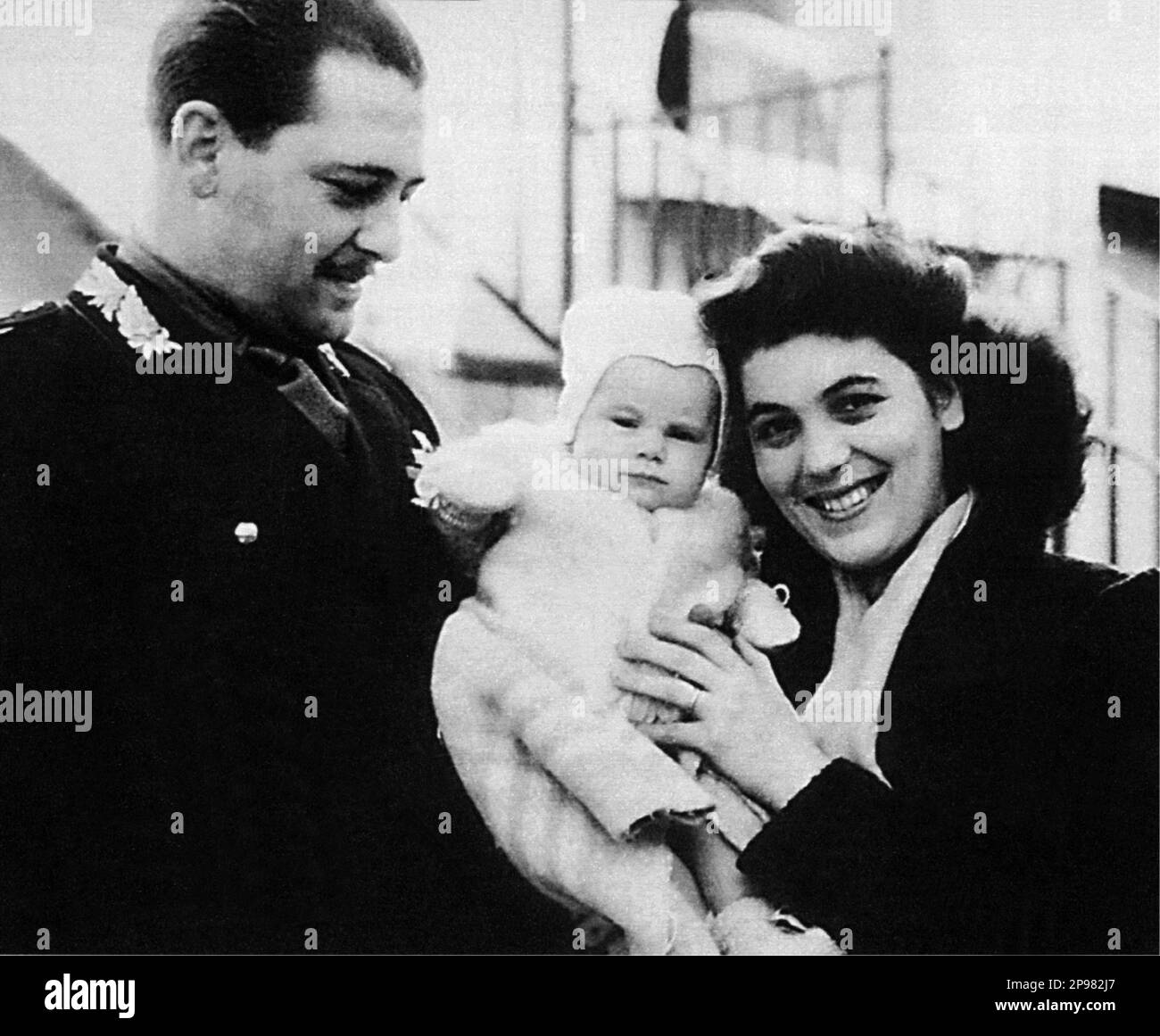 1947 , Casoria , Napoli , Italy : The italian Generale dei Carabinieri ...