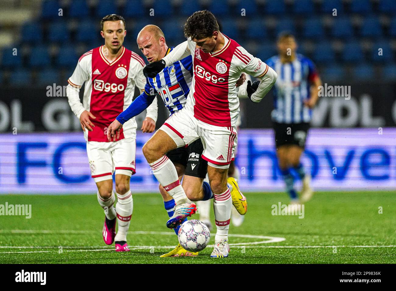 EINDHOVEN, NETHERLANDS - MARCH 10: Evan Rottier of FC Eindhoven ...