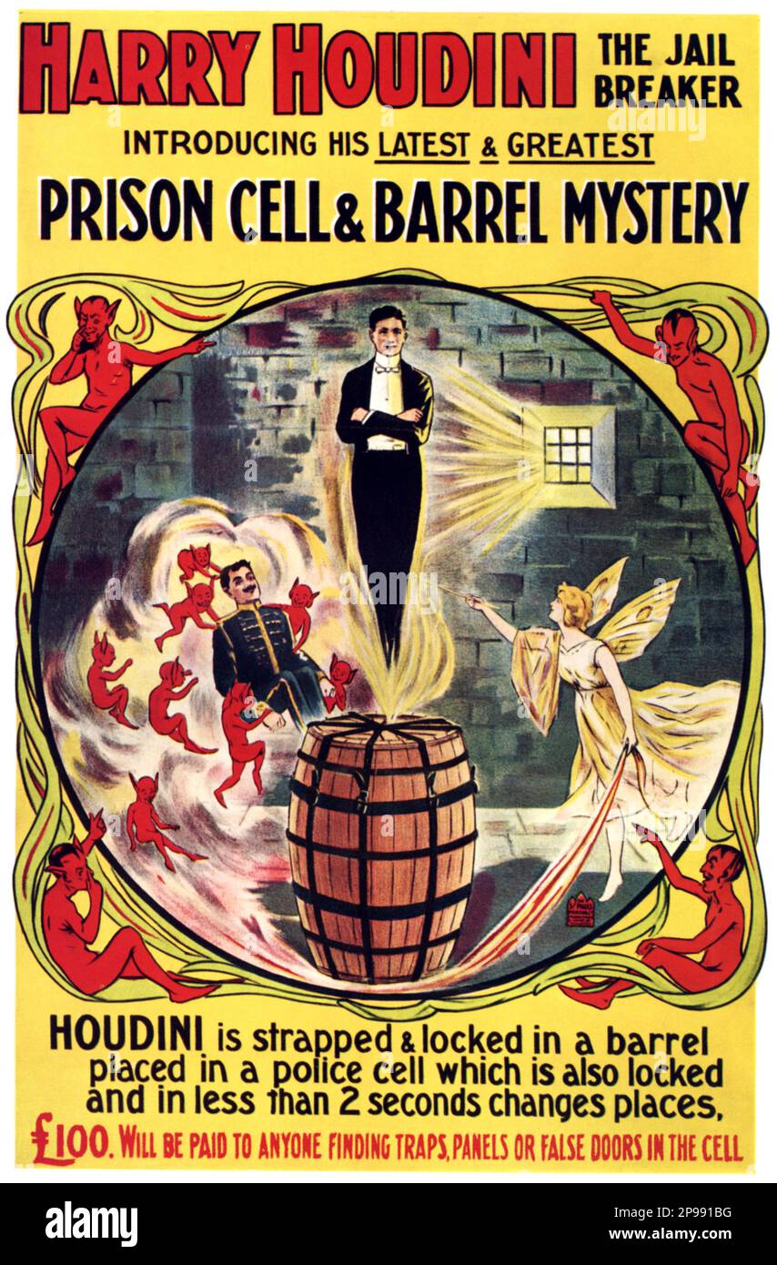 1910 's , USA : The most celebrated american magician HARRY HOUDINI ...