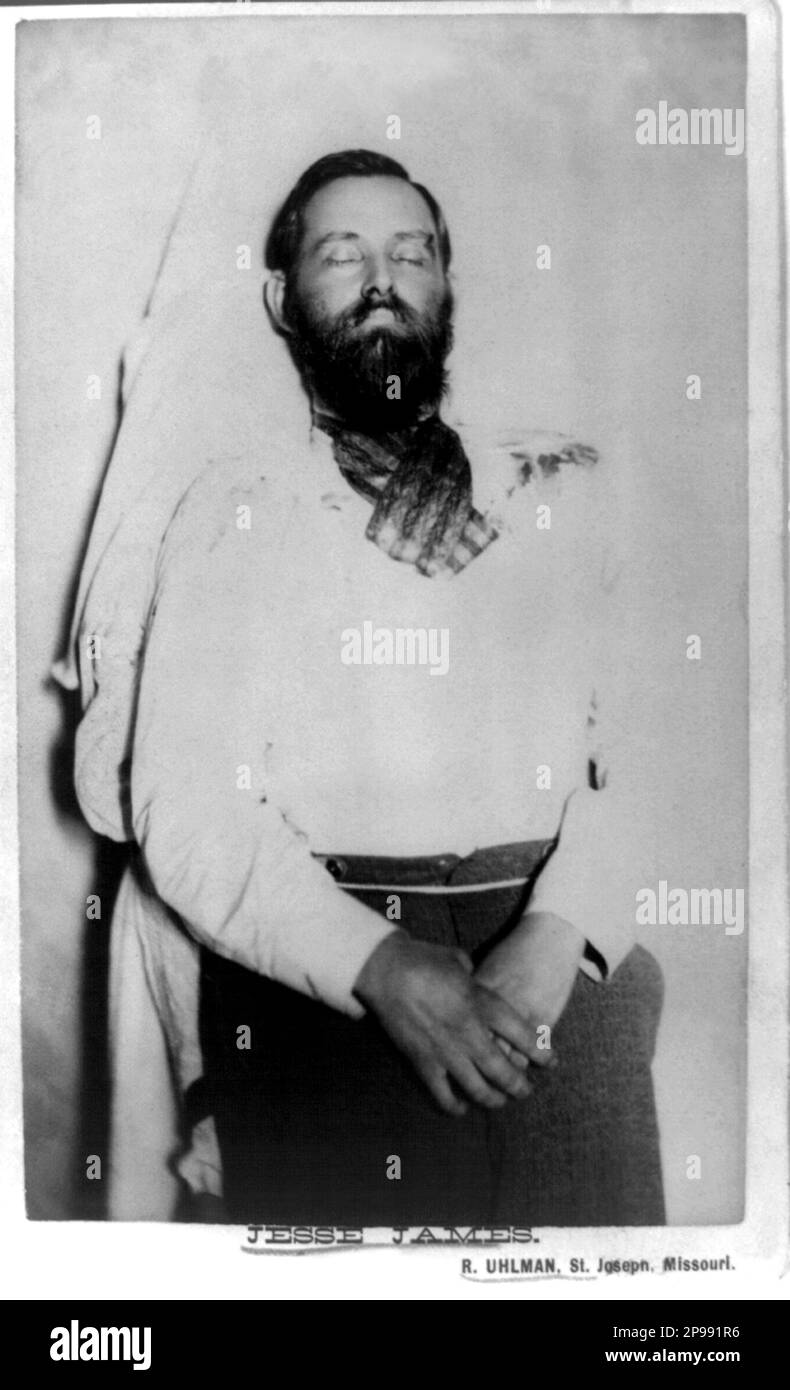 1882 : The Western outlaw JESSE JAMES ( Jesse Woodson James 1847 - 1882 ...