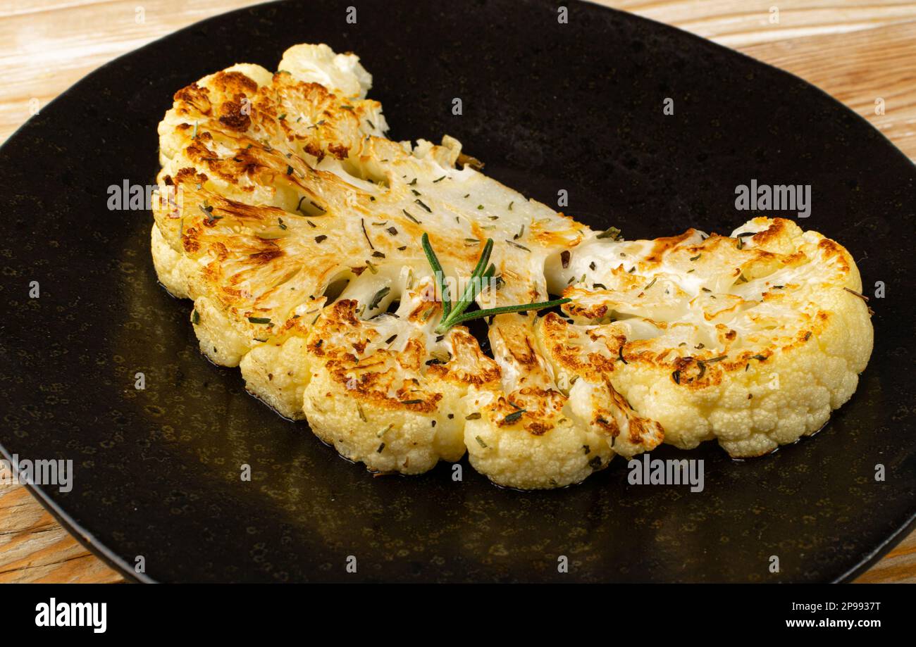 Fried Cauliflower Slices Closeup, Baked Cauliflower Steaks, Roasted ...