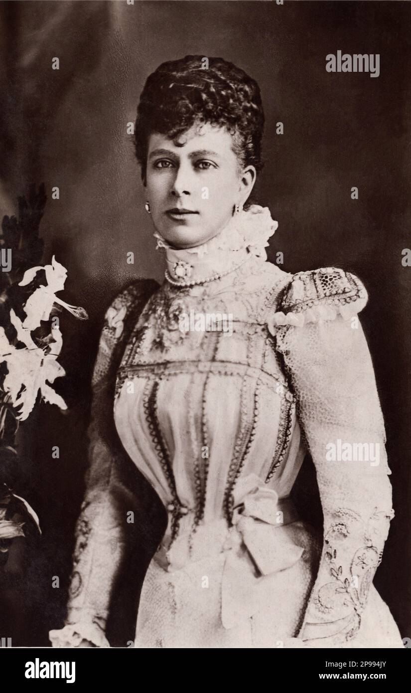 1900 ca , London , England : The future Queen MARY ( born Princess of ...