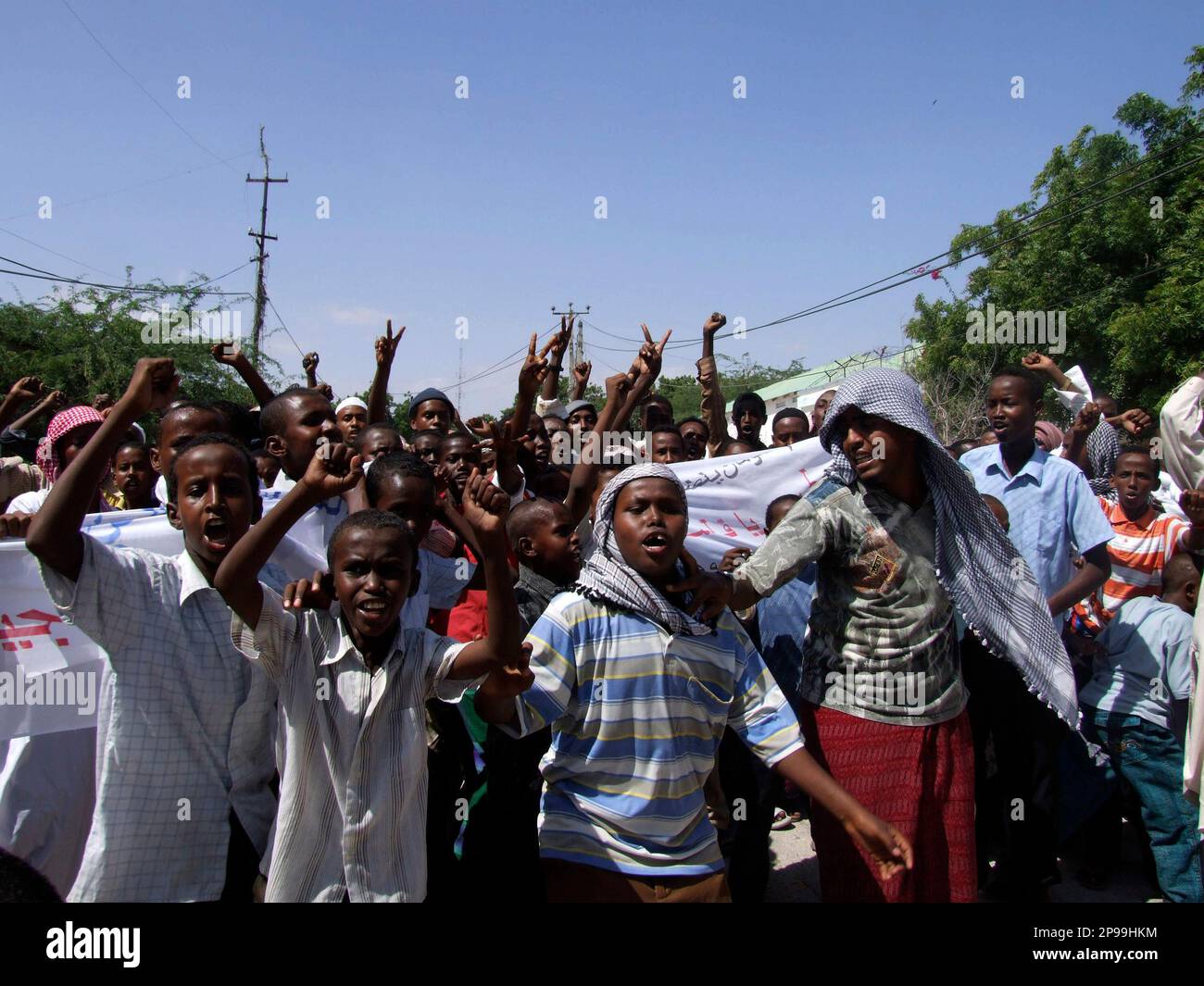 Somali Muslims shout slogans during a protest in the Somali capital ...