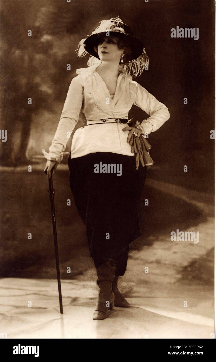 The celebrated french actress CECILE SOREL ( born Céline Emilie Seurre ...