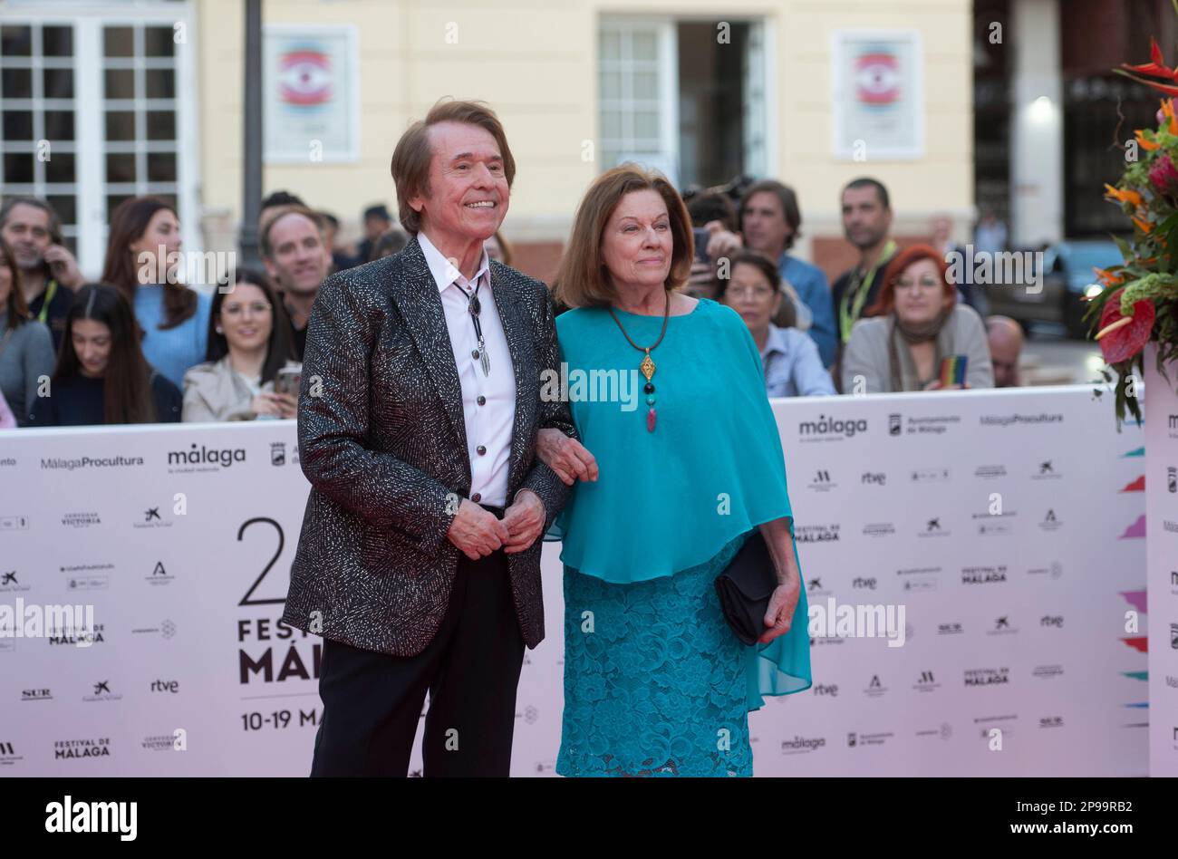 Singer Raphael and his wife Natalia Figueroa upon his arrival at the ...