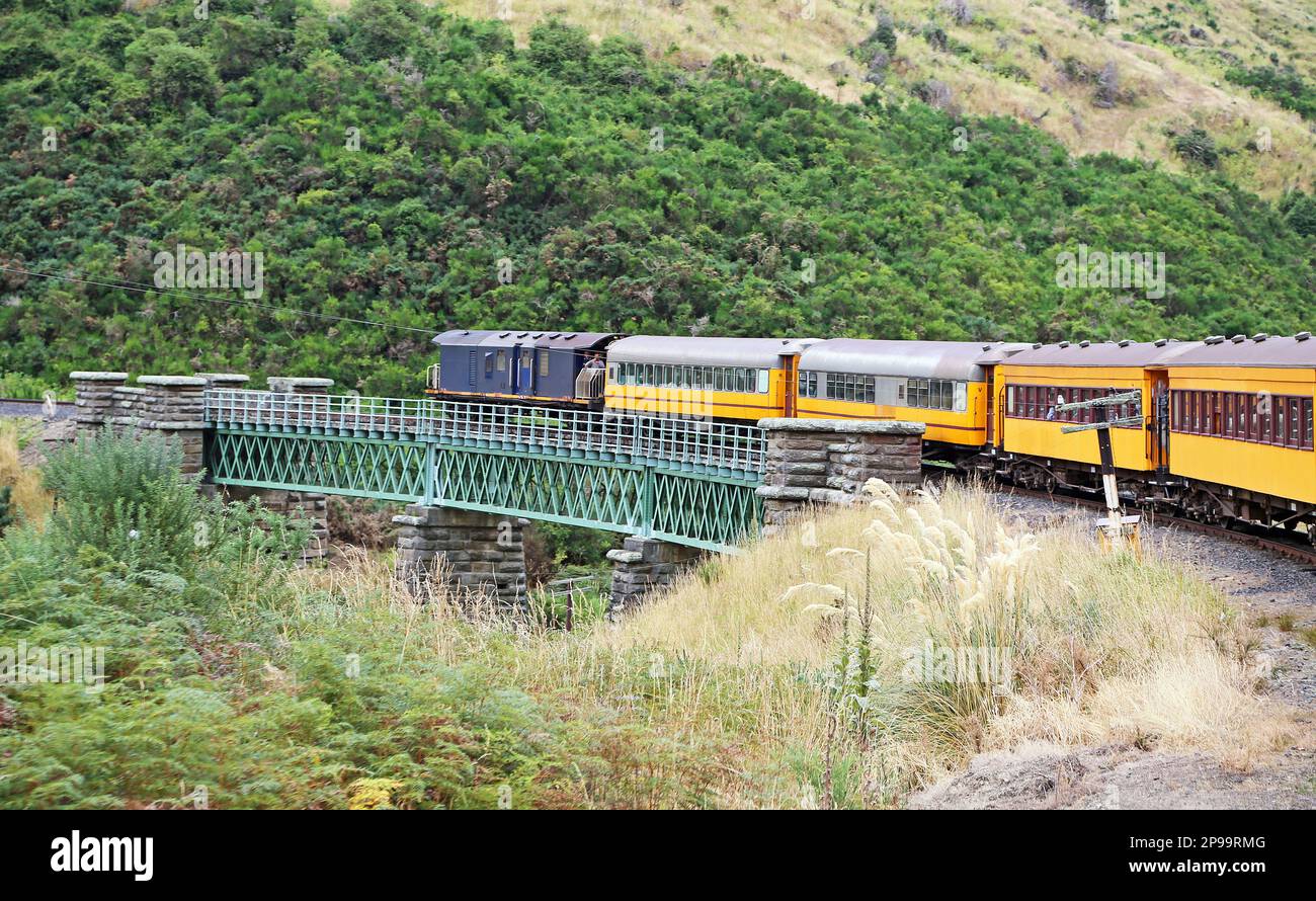 Taieri Gorge railway - New Zealand Stock Photo - Alamy