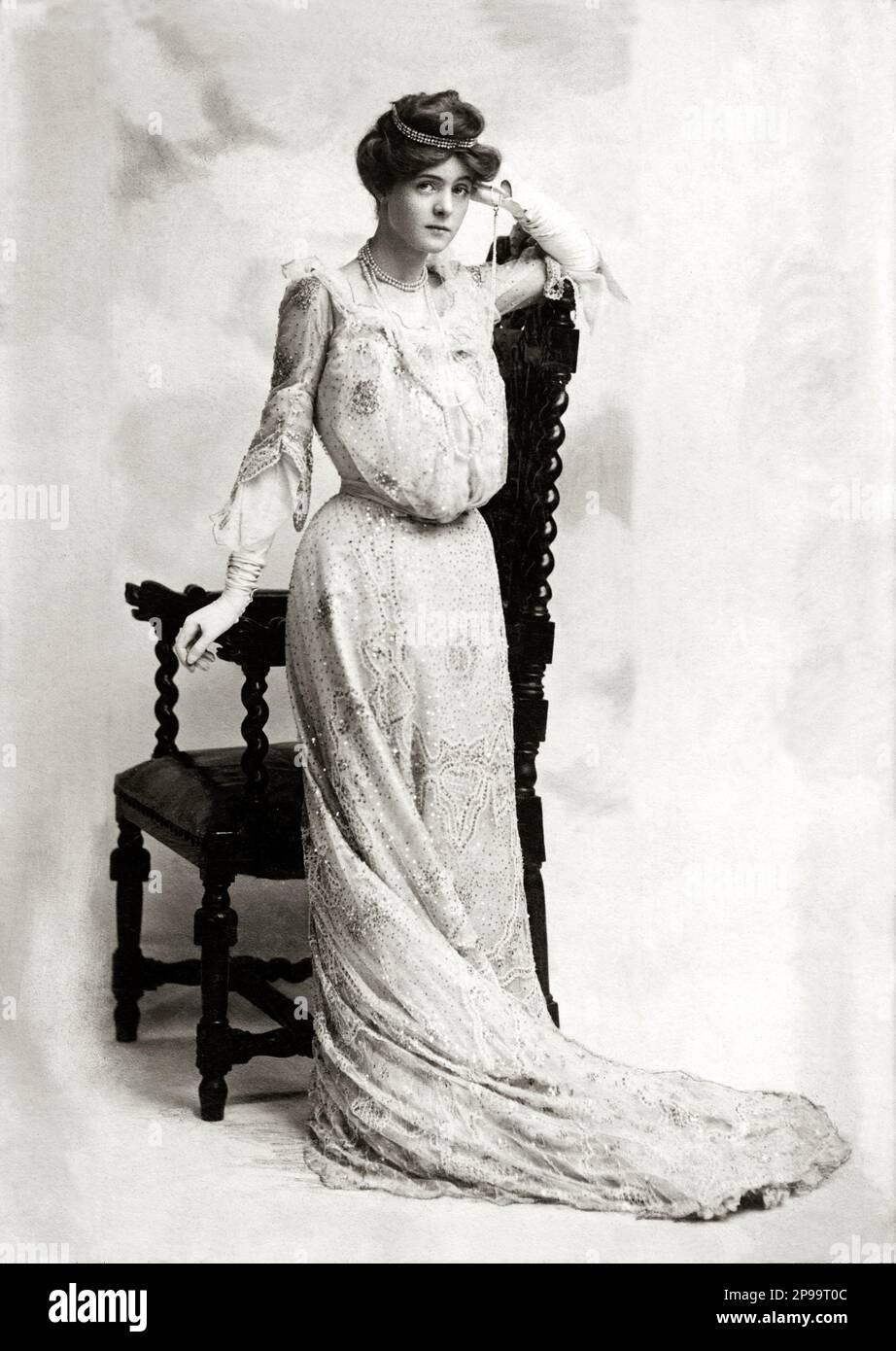 1910's c, USA : The silent screen actress MABEL TALIAFERRO ( New York 1887 - Honolulu 1979 ) in ...