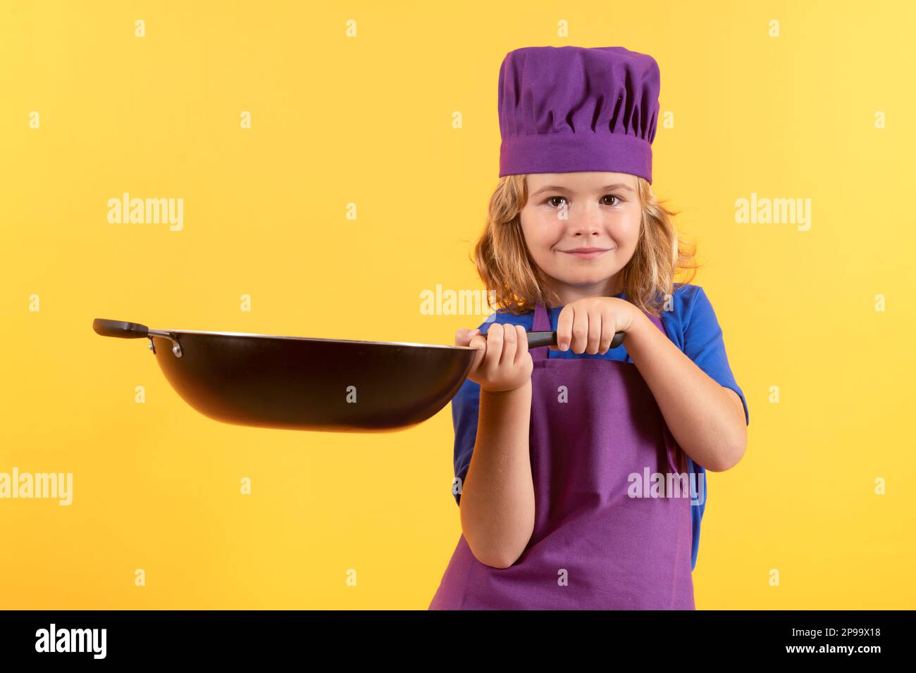 Kid cook with cooking pan. Cooking children. Chef kid boy making ...