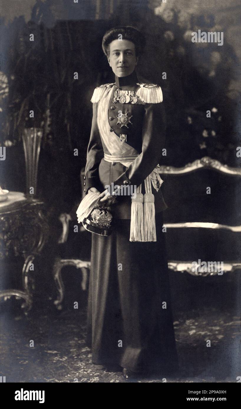 1909 ca : Queen VICTORIA of SWEDEN ( 1862 - 1930 ), born princess of ...
