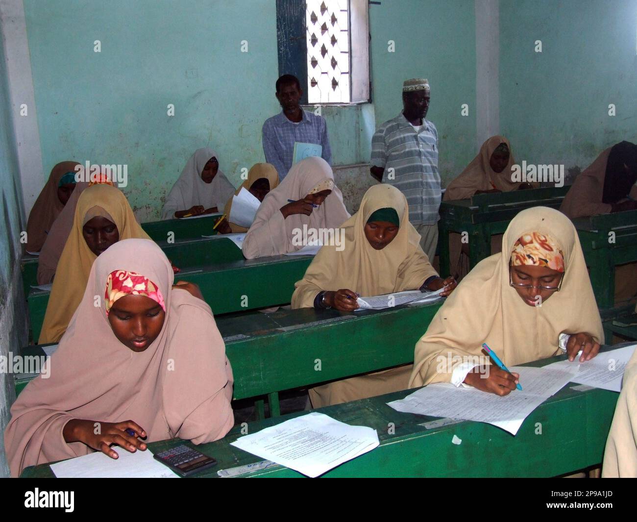 Somali students sit for their annual examination despite the ongoing ...