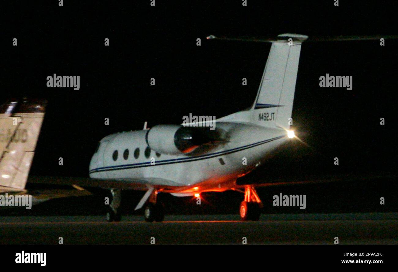John Travolta's private jet prepares to take-off at Grand Bahama ...