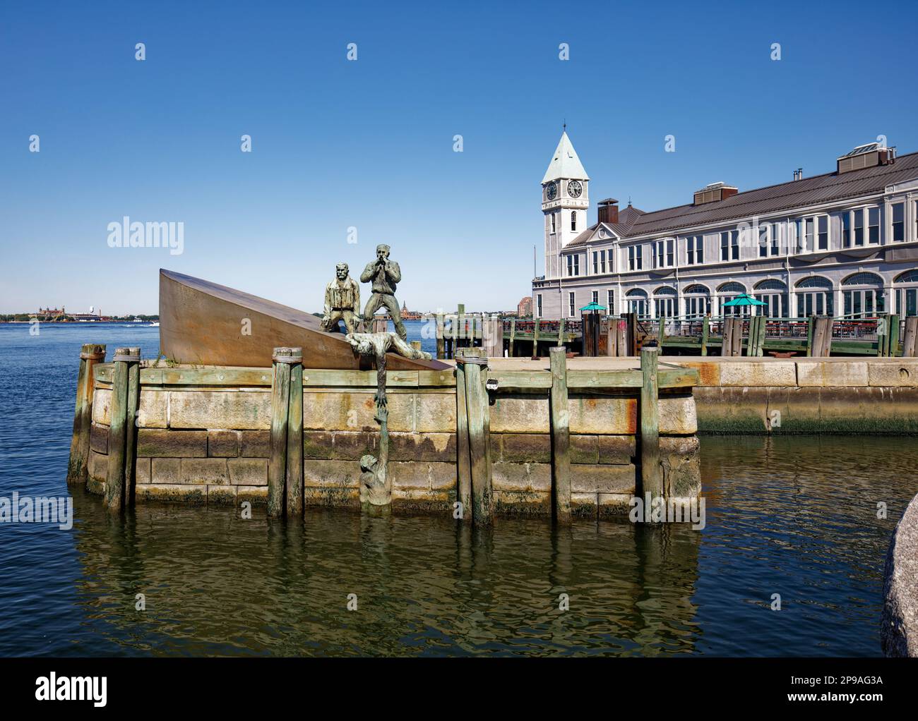 American Merchant Mariners Memorial in Battery Park. Pier A, Hudson ...