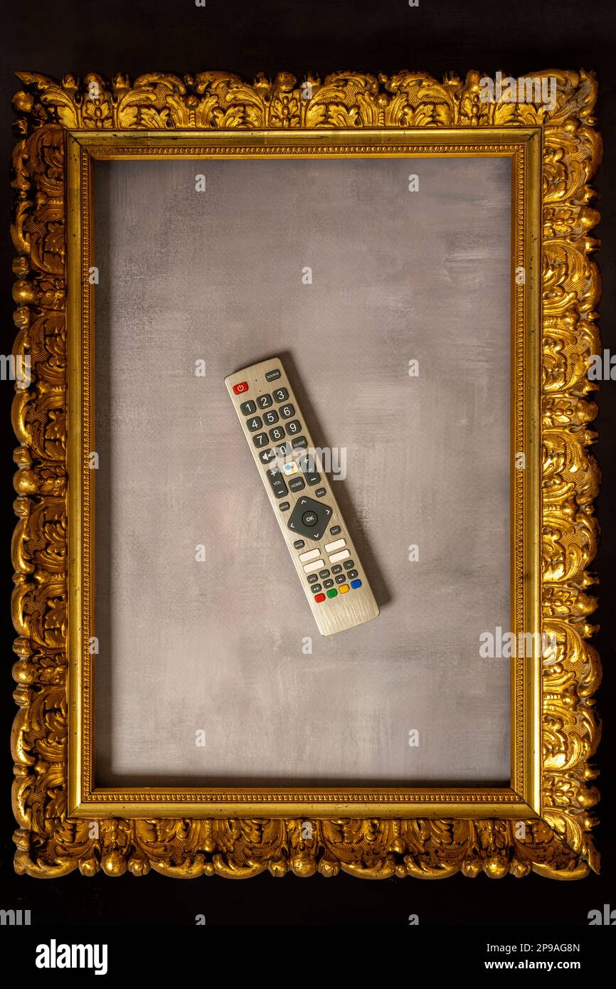 Minimal wooden frame wall hi-res stock photography and images - Alamy