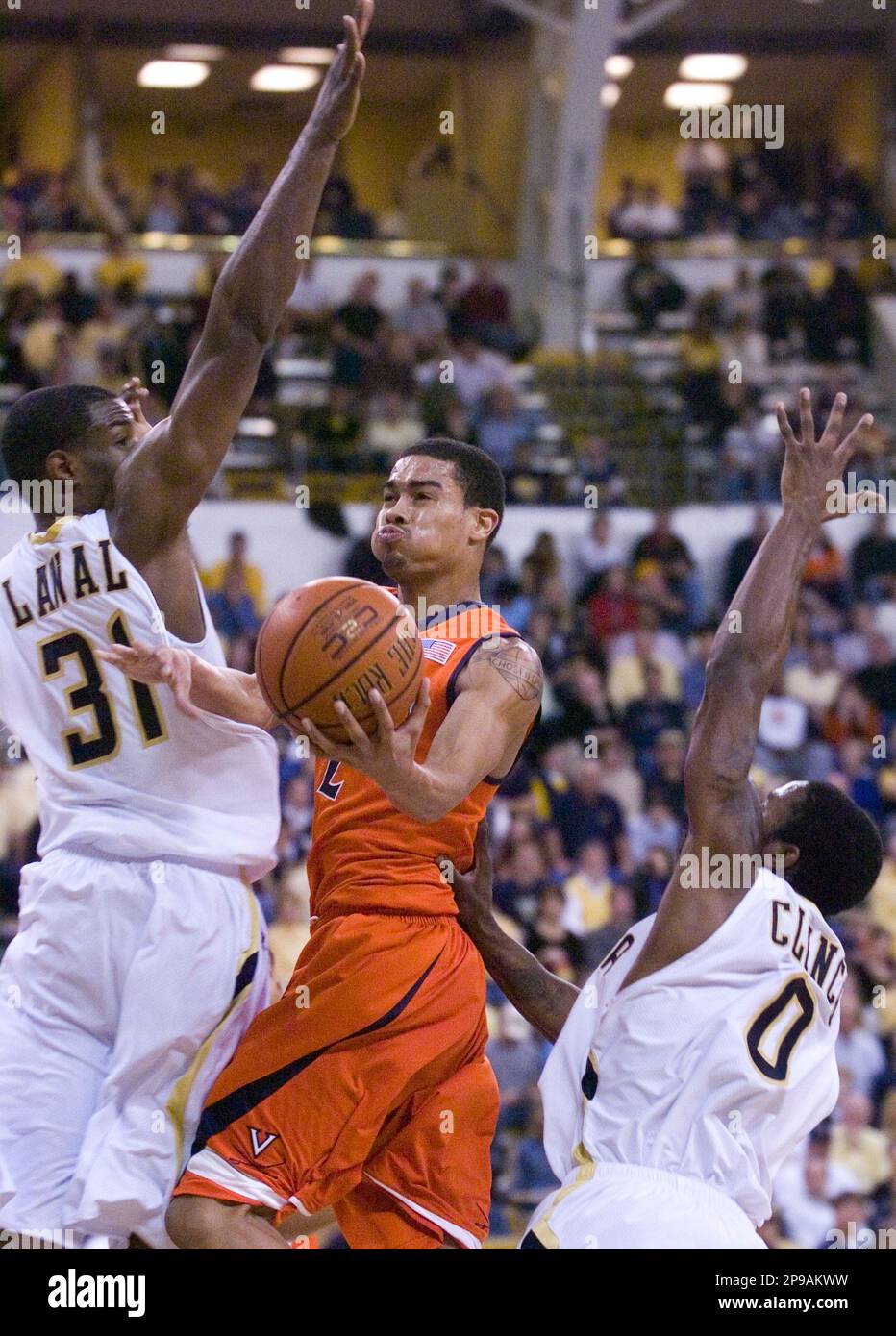 College basketball georgia tech virginia hi-res stock photography and ...