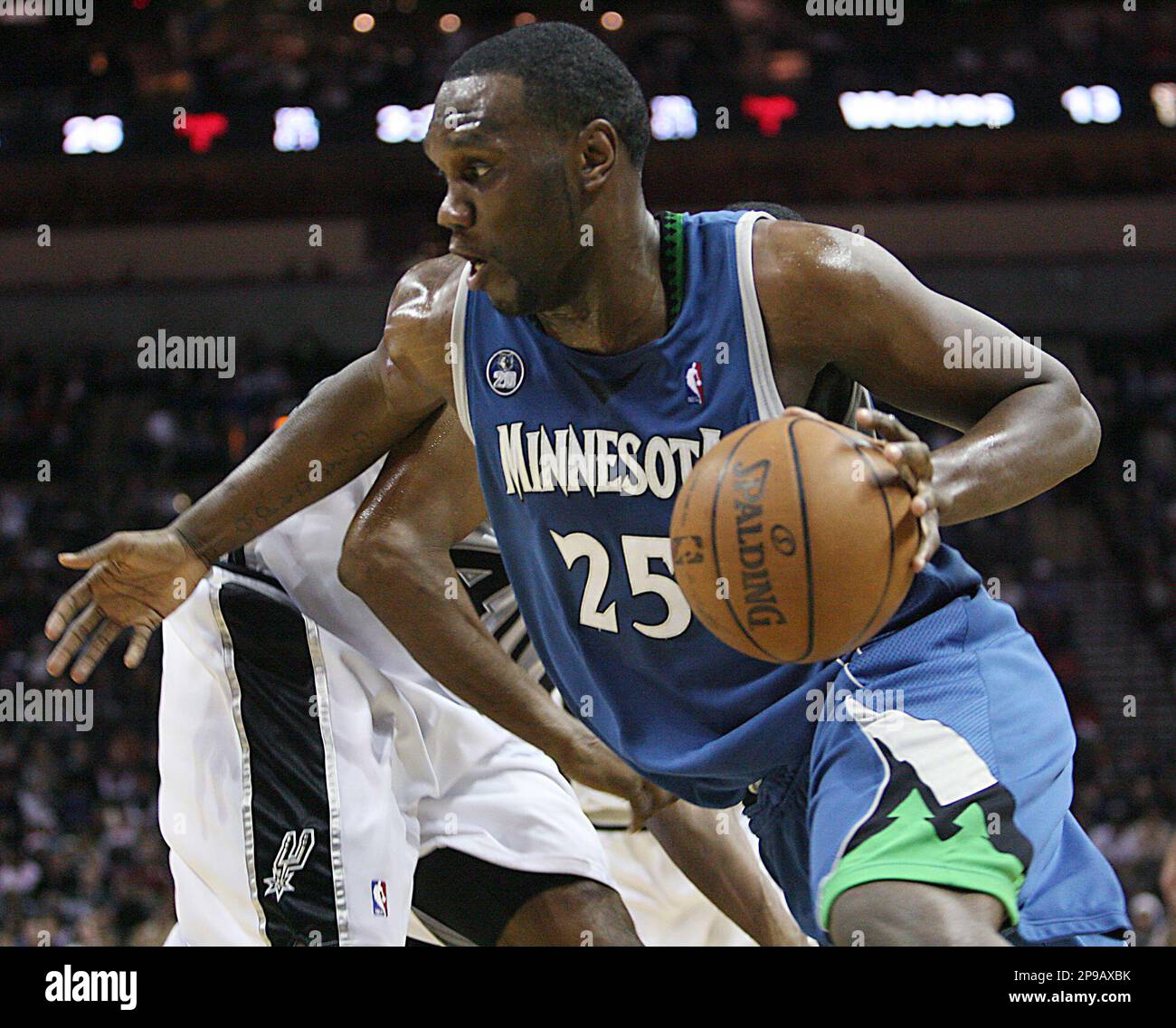 Minnesota Timberwolves center Al Jefferson (25) makes a spin move ...