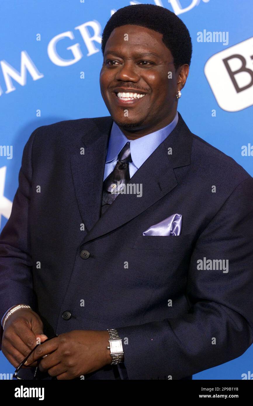 ** FOR USE AS DESIRED WITH YEAR ENDÑFILE ** In this Dec. 4, 2001 file ...