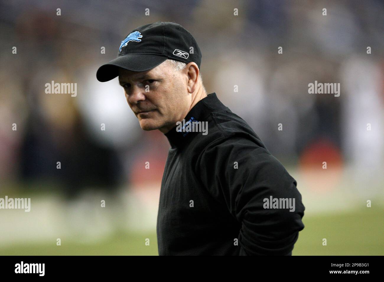 Detroit Lions head coach Rod Marinelli stands on the sidelines against ...