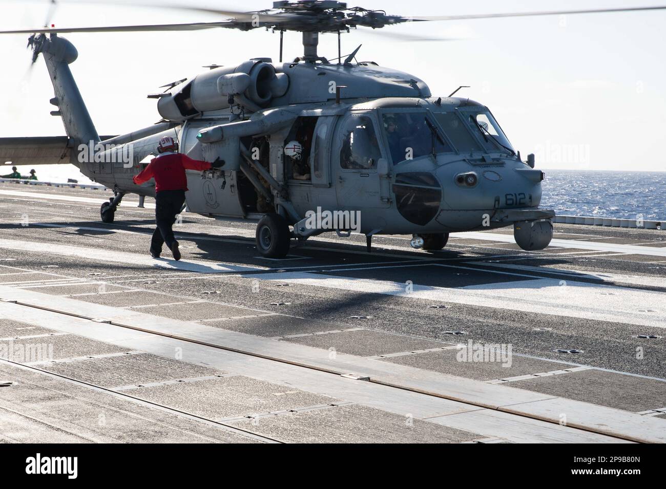 An MH-60S Knighthawk assigned to "Tridents" of Helicopter Sea Combat ...