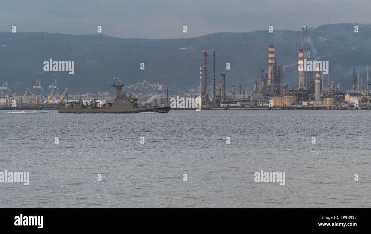 Turkish battleship. Turkish frigate patrol in Gulf of Izmit. Turkish ...