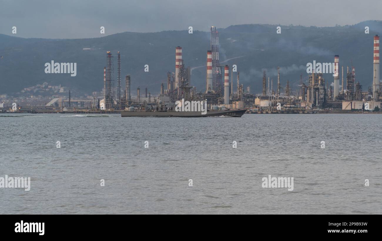 Turkish battleship. Turkish frigate patrol in Gulf of Izmit. Turkish ...