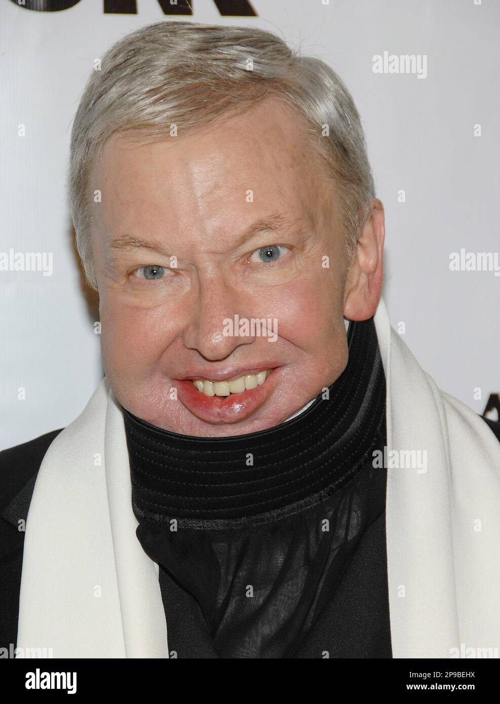** FILE ** Roger Ebert is shown in this, Nov. 27, 2007, file photo in ...