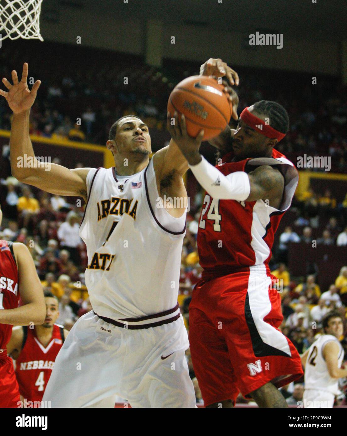 Arizona State's Jeff Pendergraph, left, fights for a rebound with ...