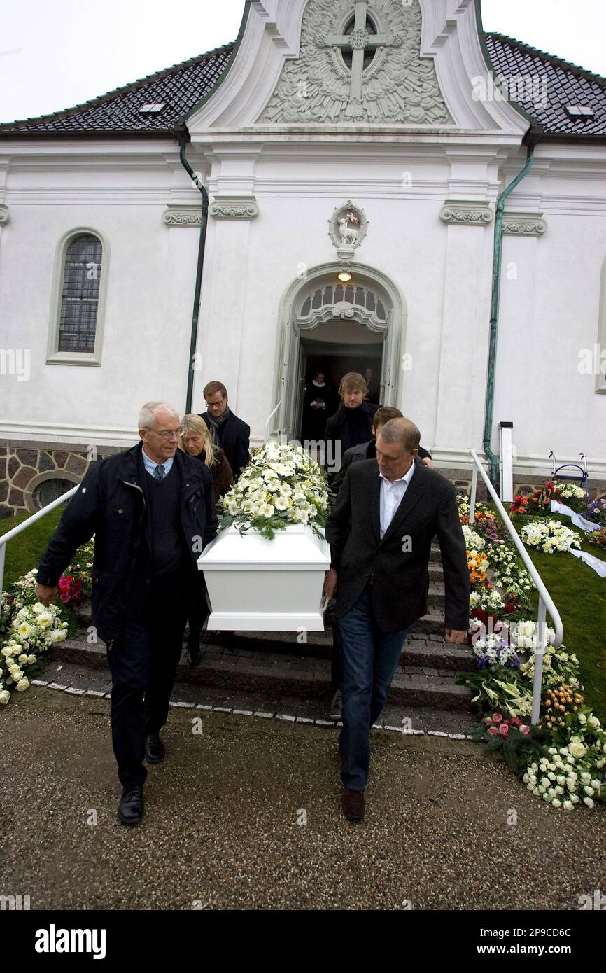 A funeral service was held for world famous Danish architect Joern ...