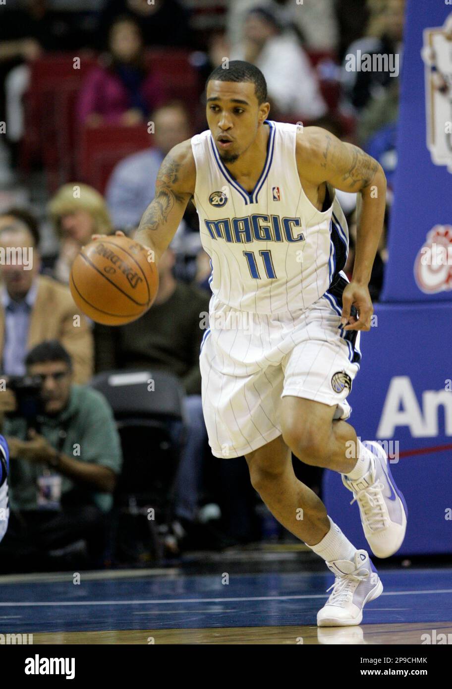 Orlando Magic guard Courtney Lee (11) takes the ball down court during ...