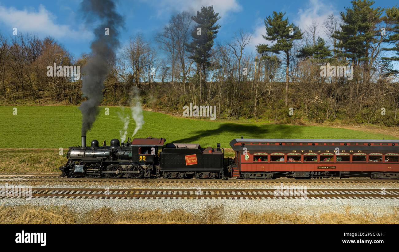 Aerial view small steam train hi-res stock photography and images - Alamy