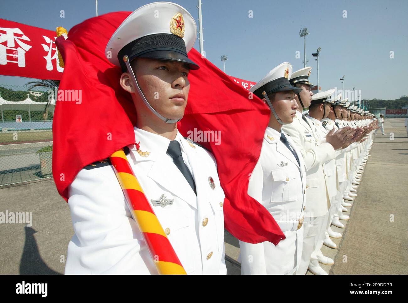 Outgoing Chinese People's Liberation Army naval troop stand guard ...
