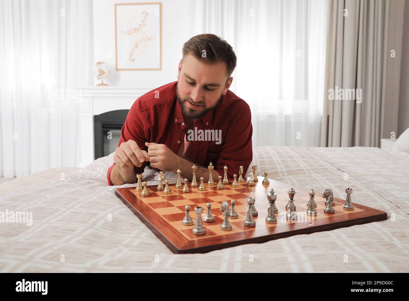 Man playing chess alone hi-res stock photography and images - Alamy