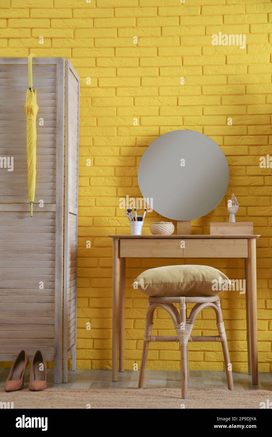 Dressing stool hi-res stock photography and images - Alamy