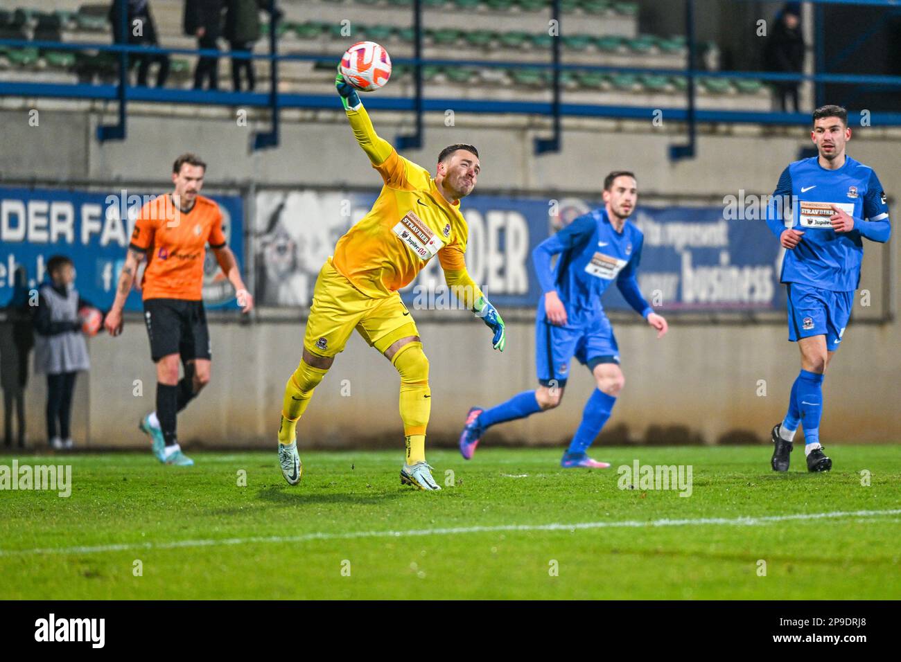 goalkeeper Xavier Gies (1) of Dender pictured during a soccer game ...