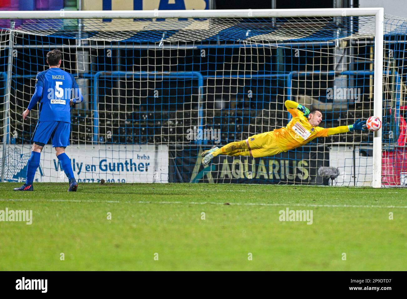 goalkeeper Xavier Gies (1) of Dender pictured during a soccer game ...