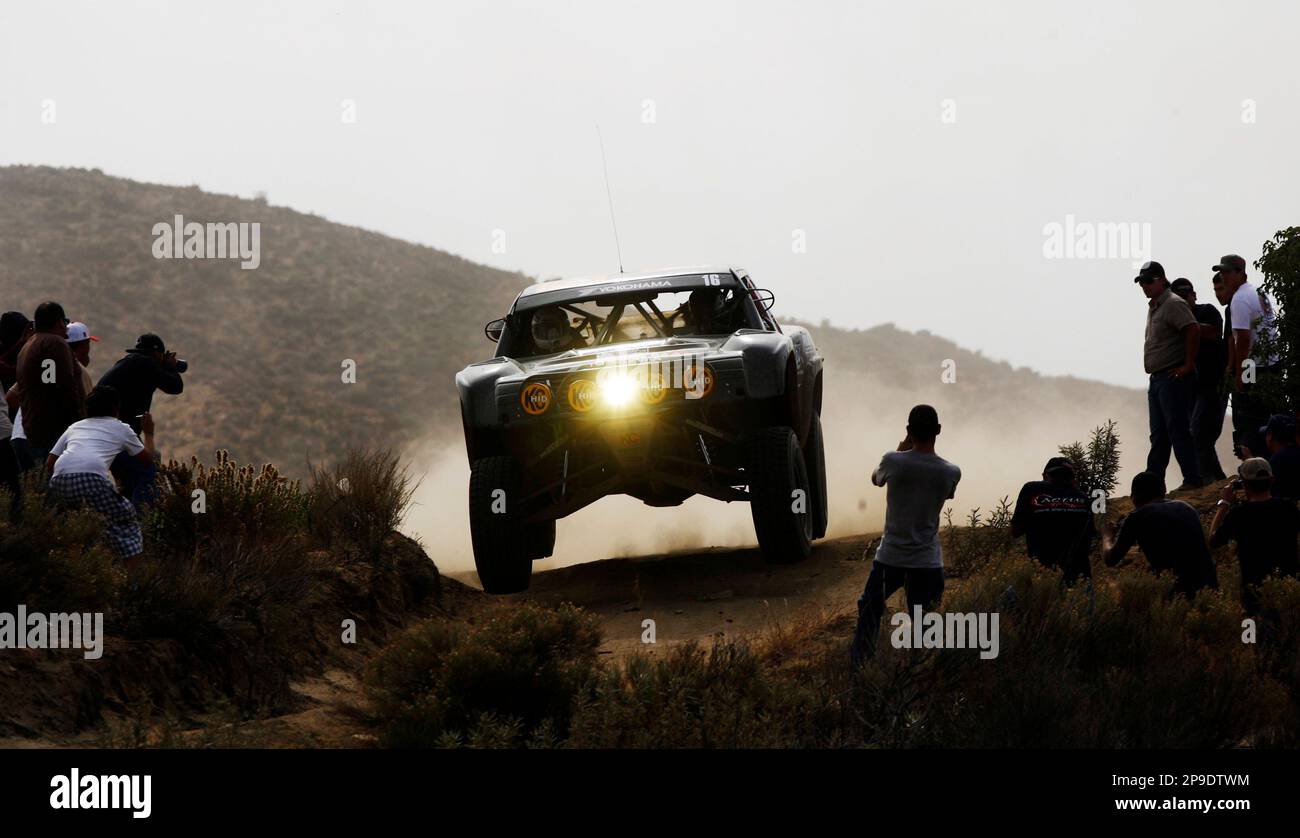 Cameron Steele steers his Trophy Truck during the 2008 Tecate Score ...