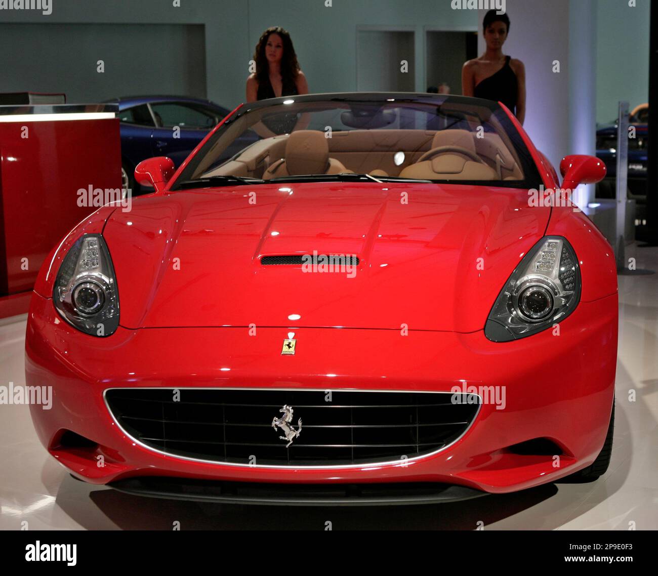 The new Ferrari California on display at the Los Angeles Auto Show ...