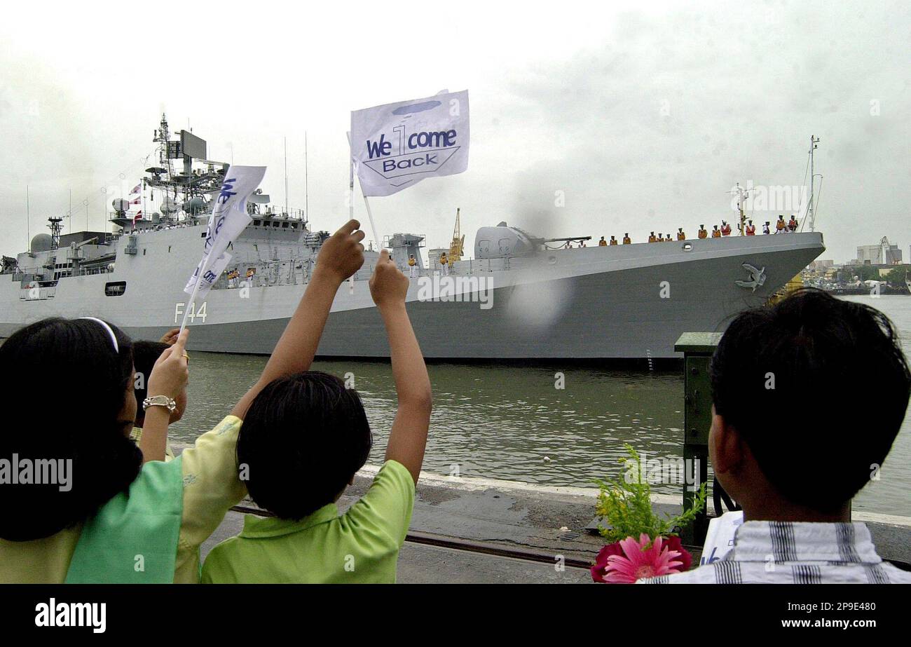 ** FILE ** This July 31, 2004 file photograph shows Indian naval ship ...
