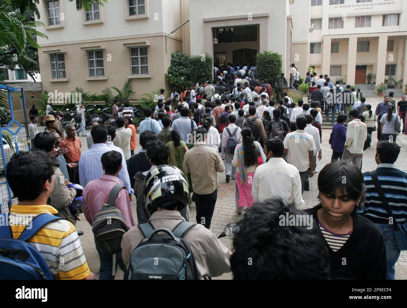 Indian students crowd outside a Common Admission Test (CAT) examination ...